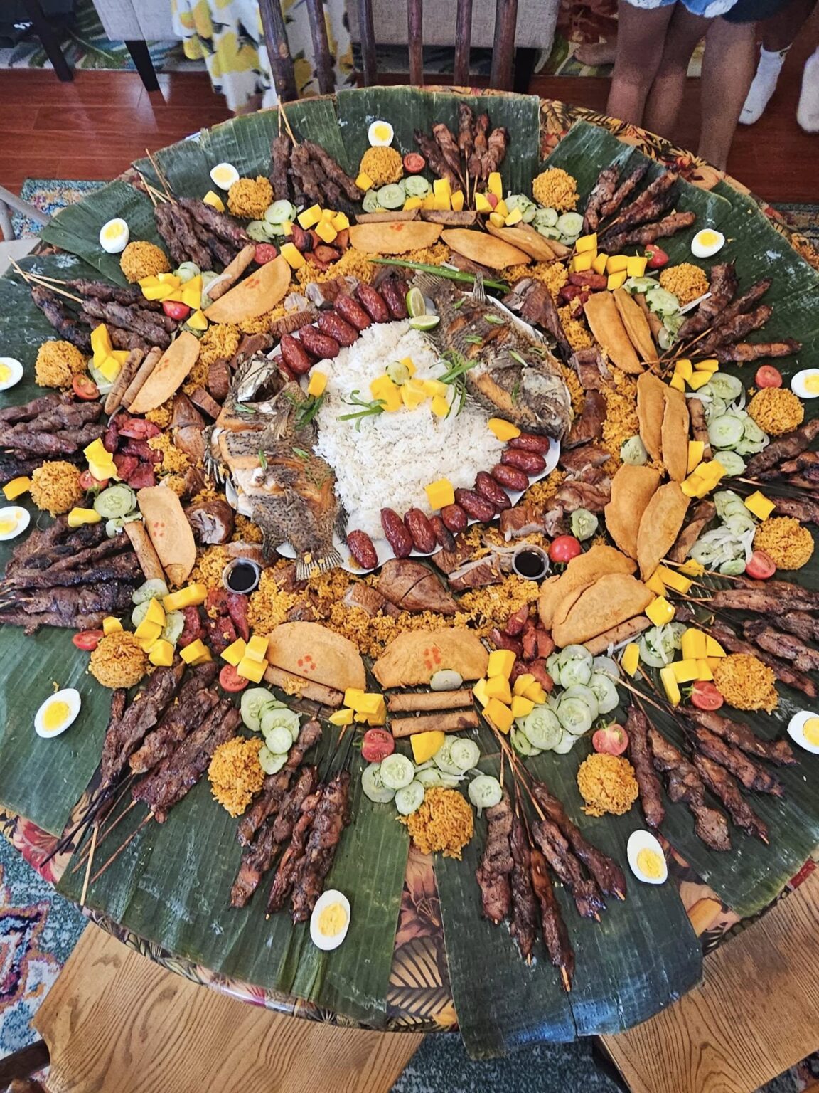 How to Set Up a Filipino Kamayan Table: A Feast with Your Hands • Edel Alon